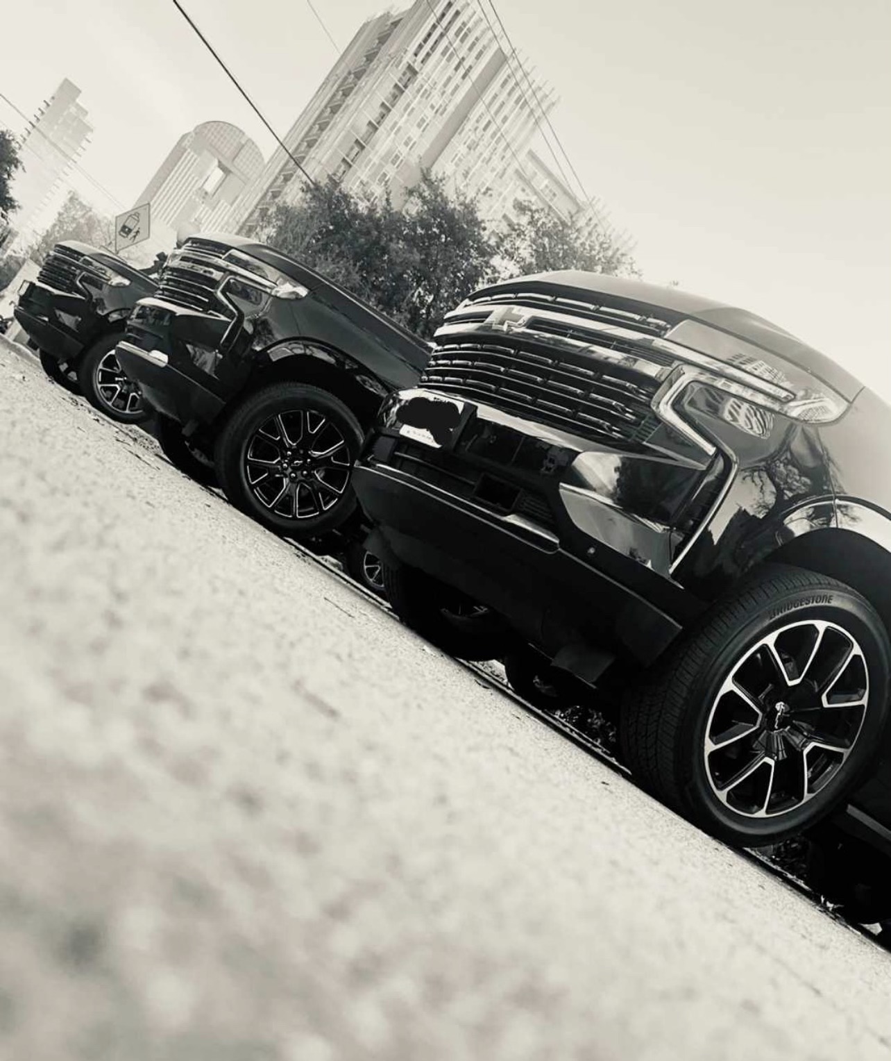 Limo and Chauffeur Service in Dallas | VIP Limos